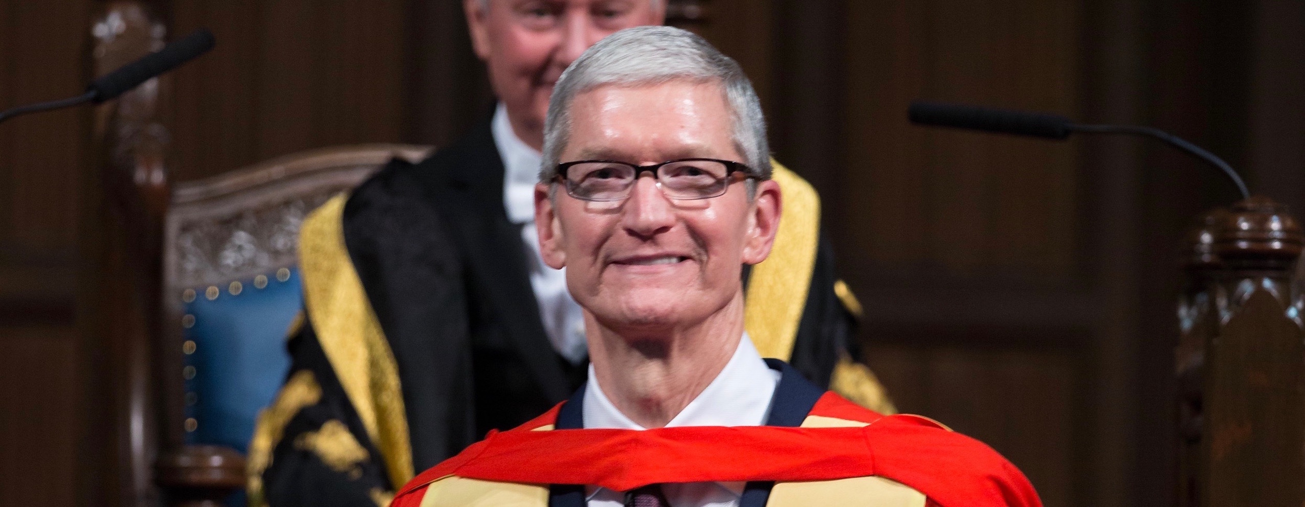 Apple boss Tim Cook tells Glasgow: "Don't work for money… you'll never ...
